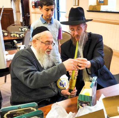 Baltimore Jewish Life | Picture of the Day: HaRav Yaakov Hopfer and Rav ...